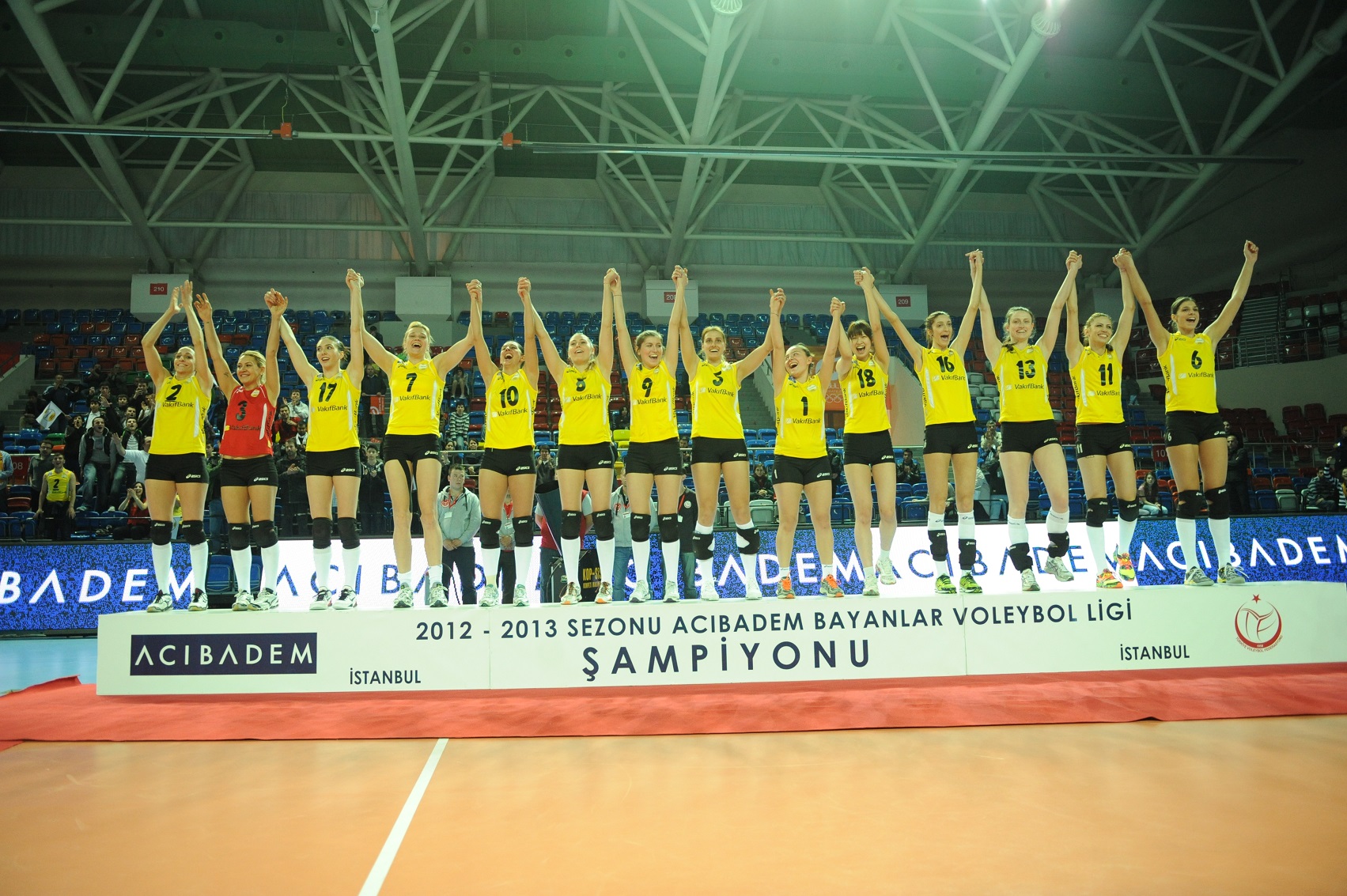 Vakifbank In Guinness World Records - Volleywood