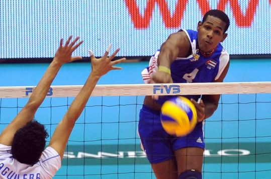 yoandy leal - Volleywood